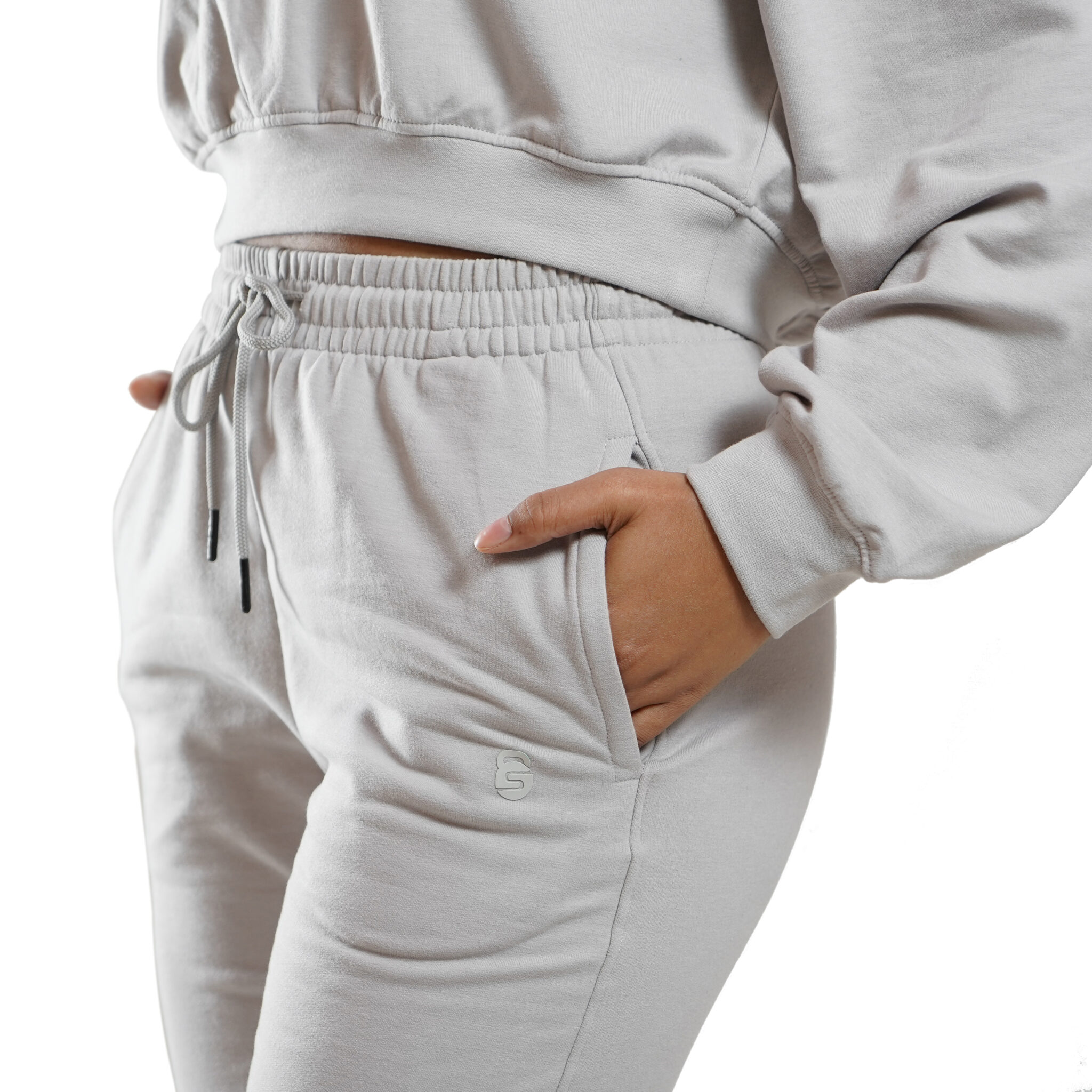 Essentials – sheactive